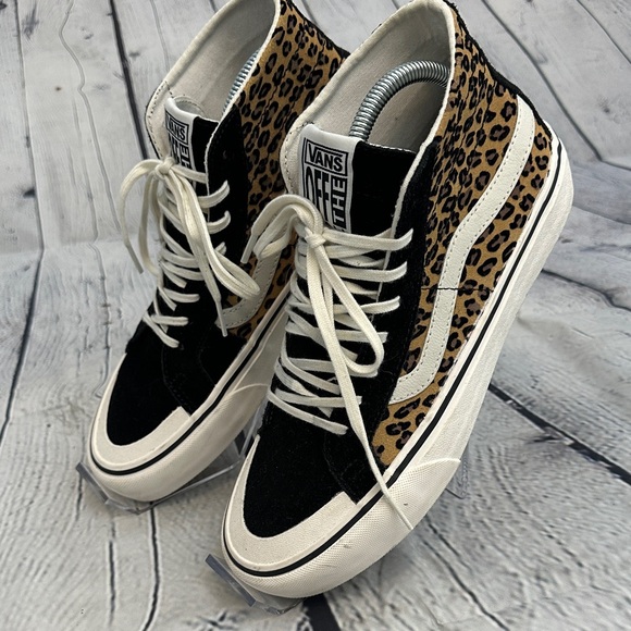 Vans | Shoes | Vans Hightop Sneakers With Leopard Print Black And White ...